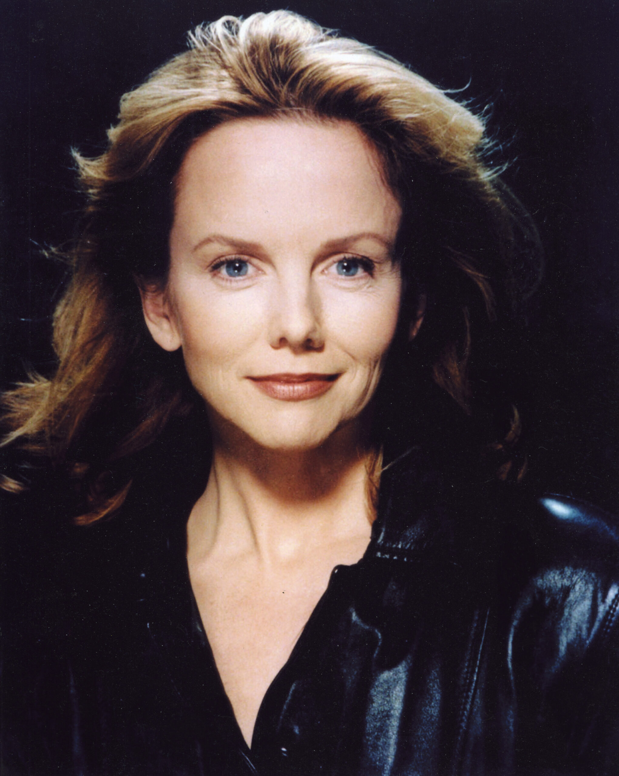 Linda Purl : Professional Head Shot (Color) – Linda Purl